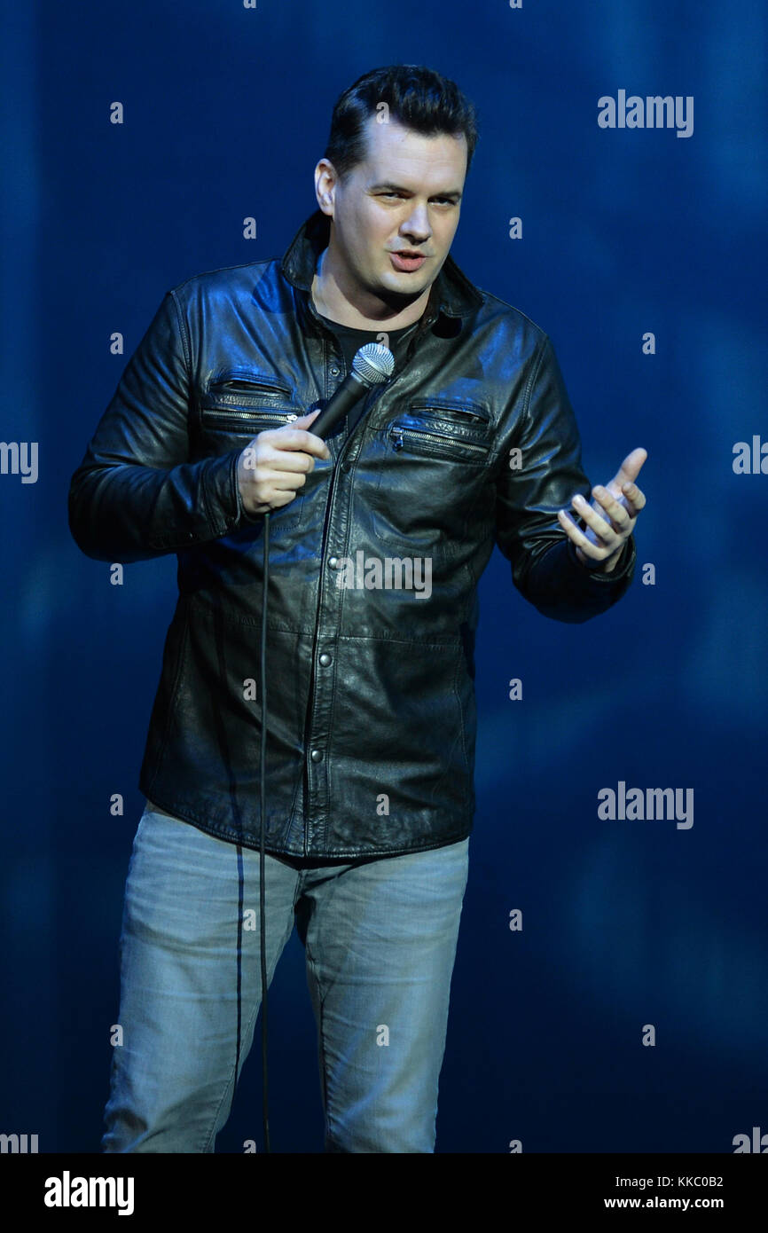 Jim jefferies comedian hi-res stock photography and images - Alamy