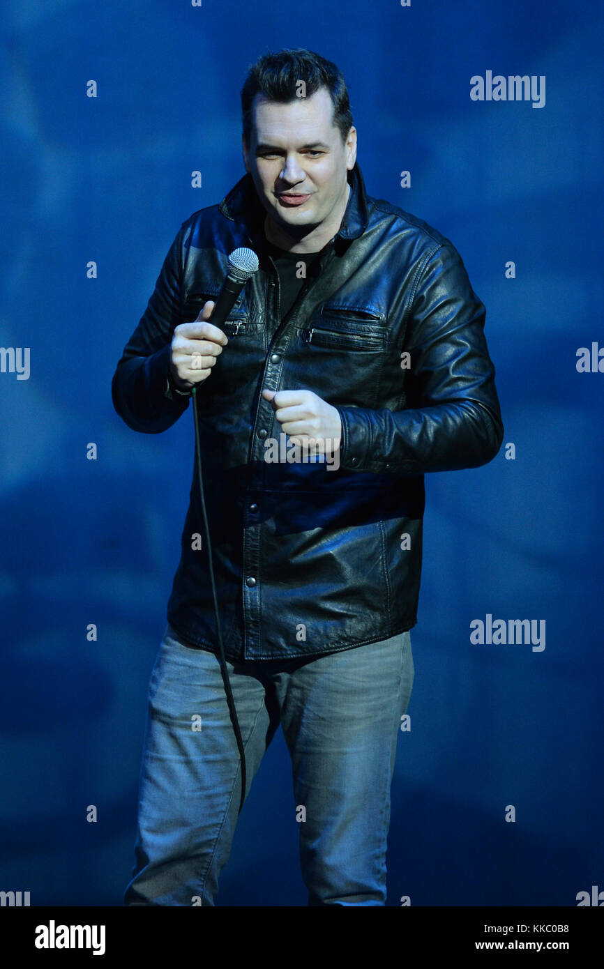 Jim jefferies comedian hi-res stock photography and images - Alamy