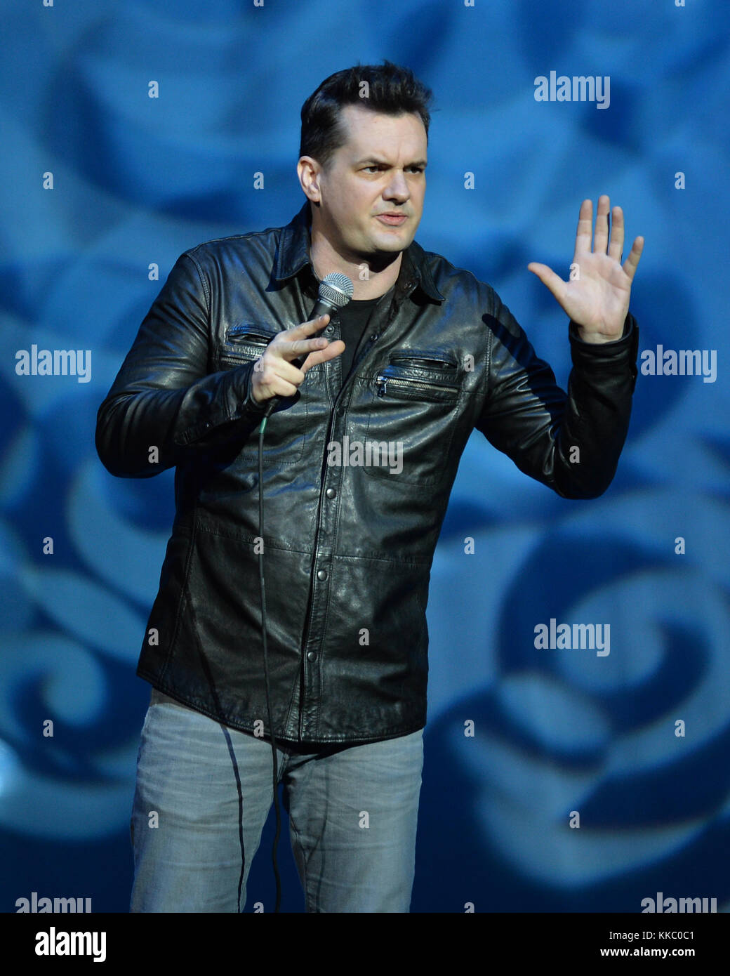 Jim jefferies comedian hi-res stock photography and images - Alamy