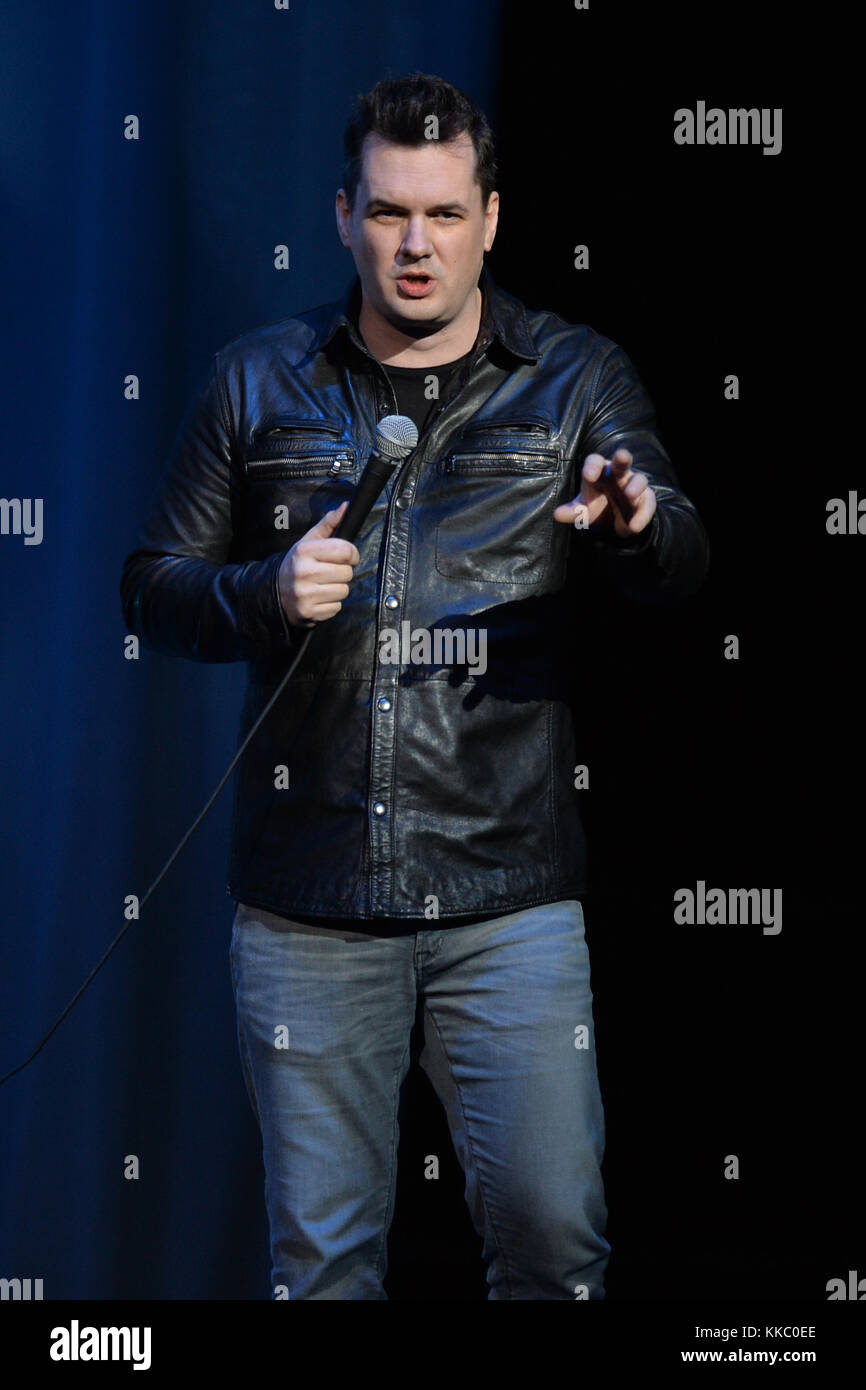 Jim jefferies comedian hi-res stock photography and images - Alamy