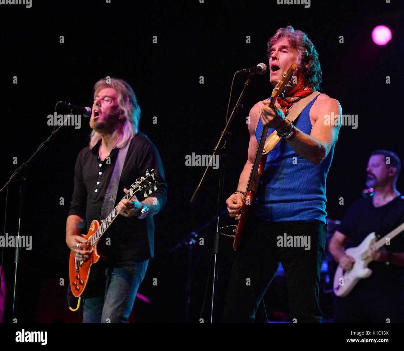 Ronn moss peter beckett hi-res stock photography and images - Alamy