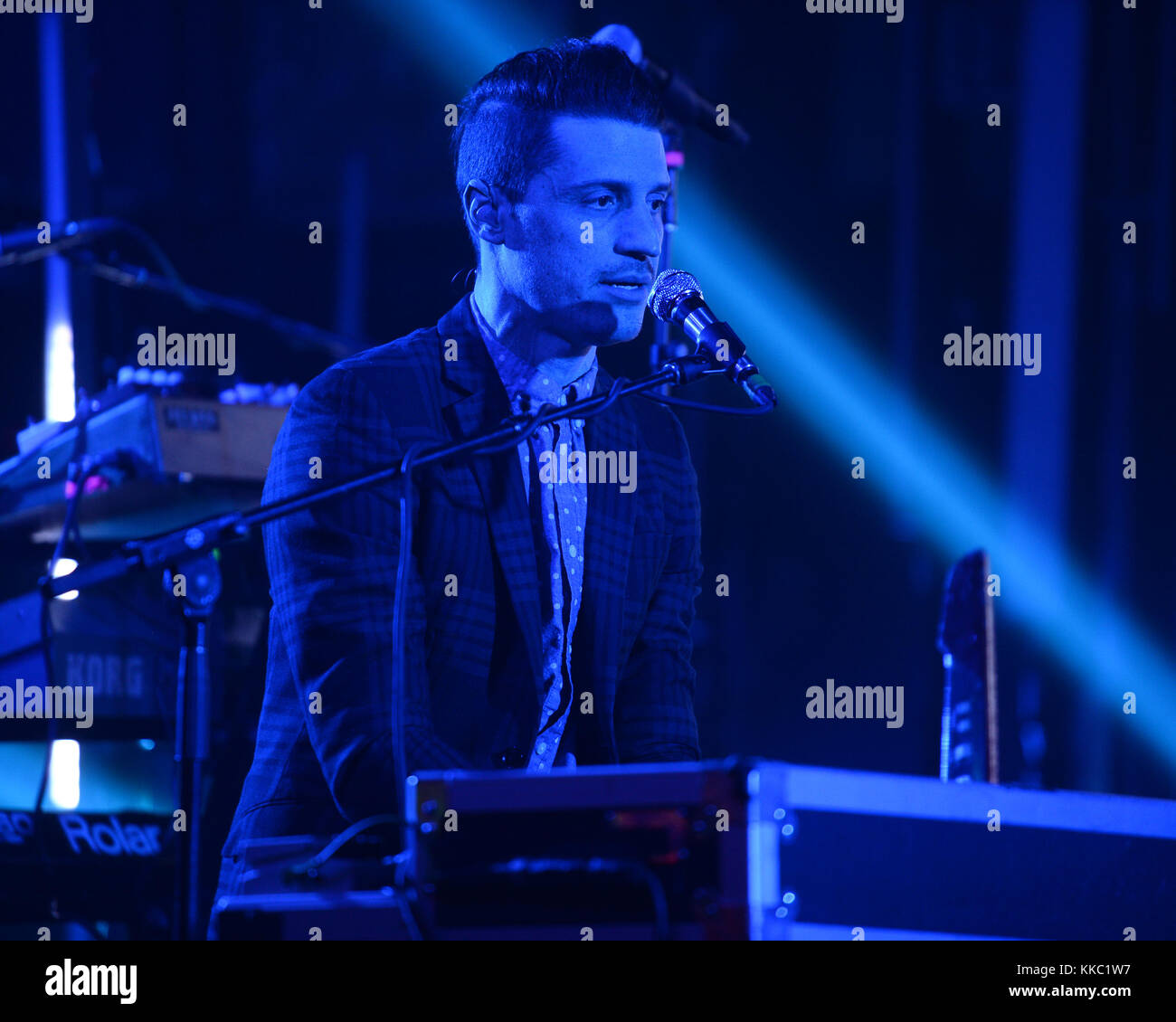 FORT LAUDERDALE, FL - FEBRUARY 18: Paul Meany of Mutemath performs at ...