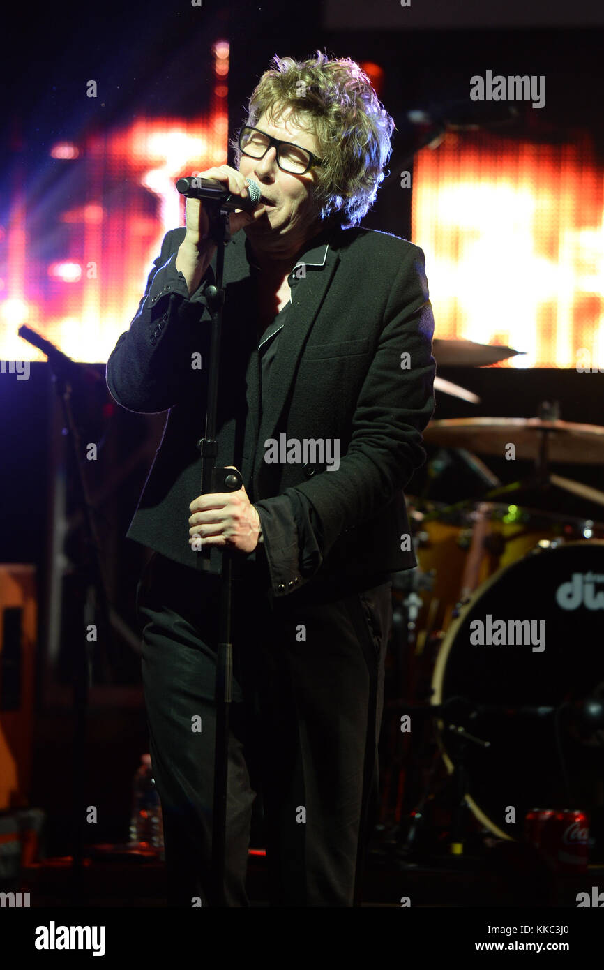 FORT LAUDERDALE, FL - OCTOBER 23: Richard Butler of The Psychedelic ...