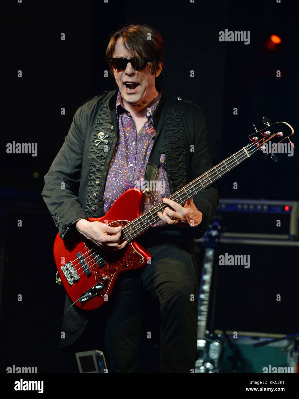 FORT LAUDERDALE, FL - OCTOBER 23: Tim Butler of The Psychedelic Furs ...