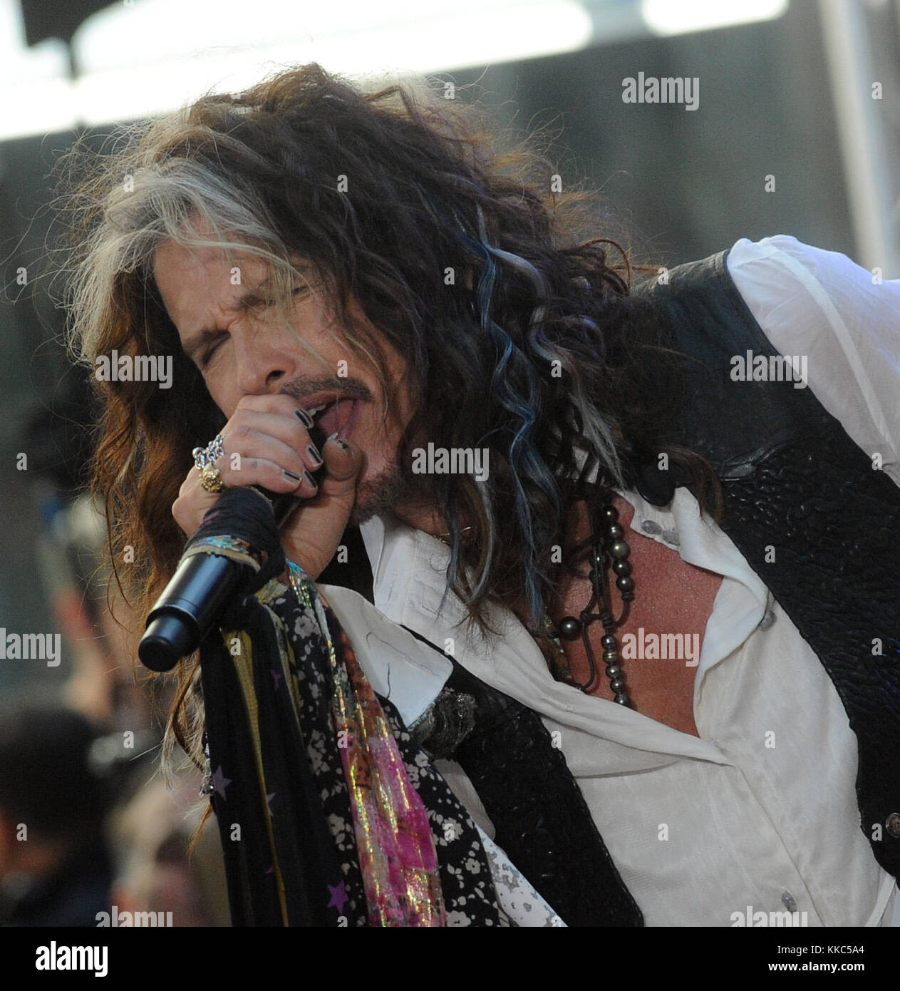 NEW YORK, NY - JUNE 24: Singer-songwriter Steven Tyler and the band ...
