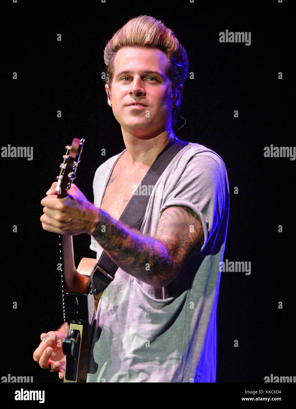 WEST PALM BEACH, FL - JULY 16: Ryan Cabrera performs at The Perfect ...