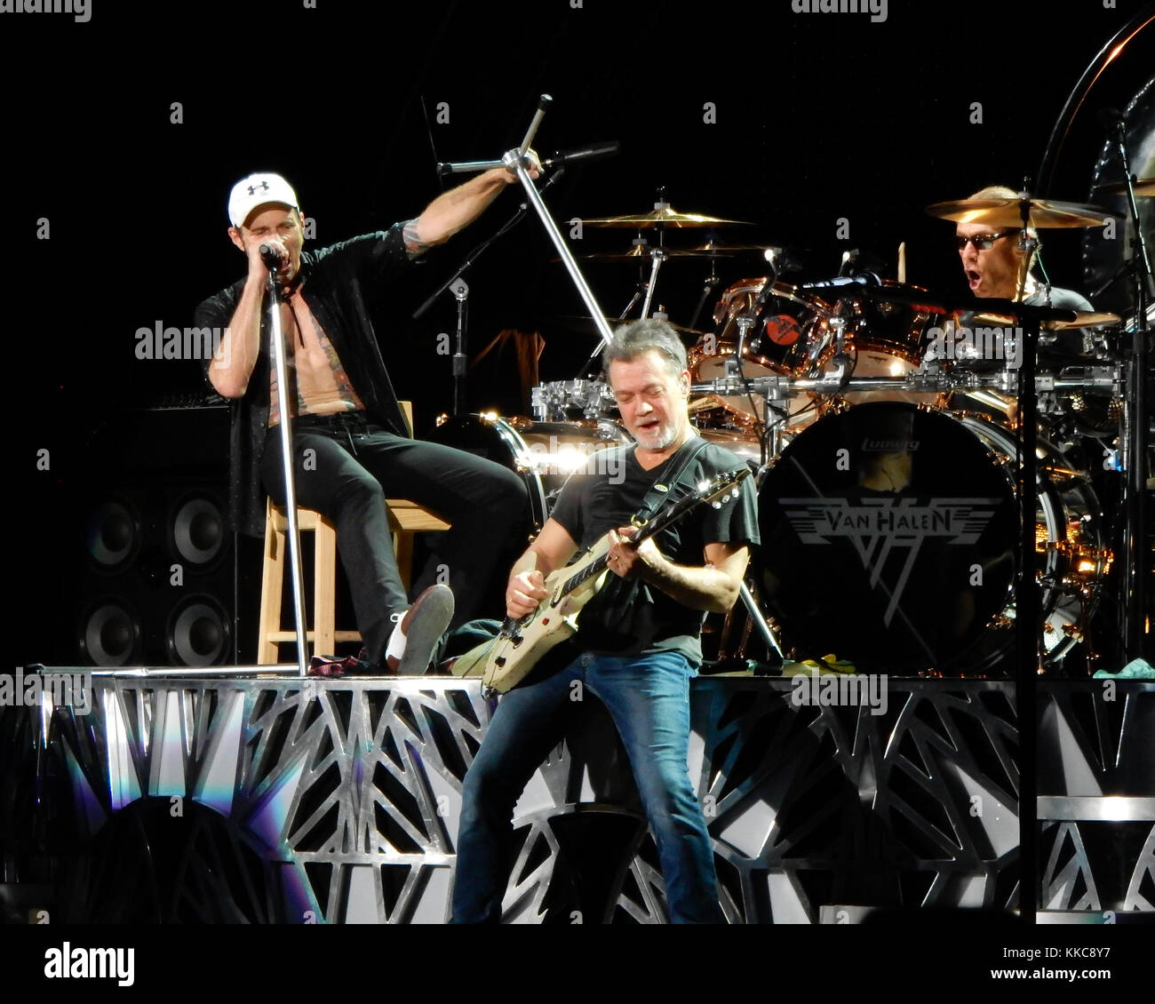 Alex Roth's Instagram, Twitter & Facebook on IDCrawl