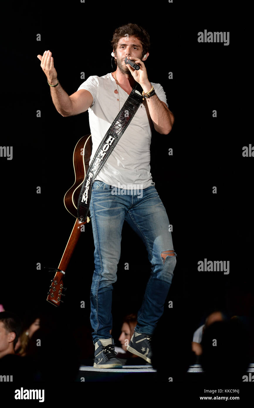 WEST PALM BEACH, FL - MAY 28: Thomas Rhett performs at The Coral Sky ...