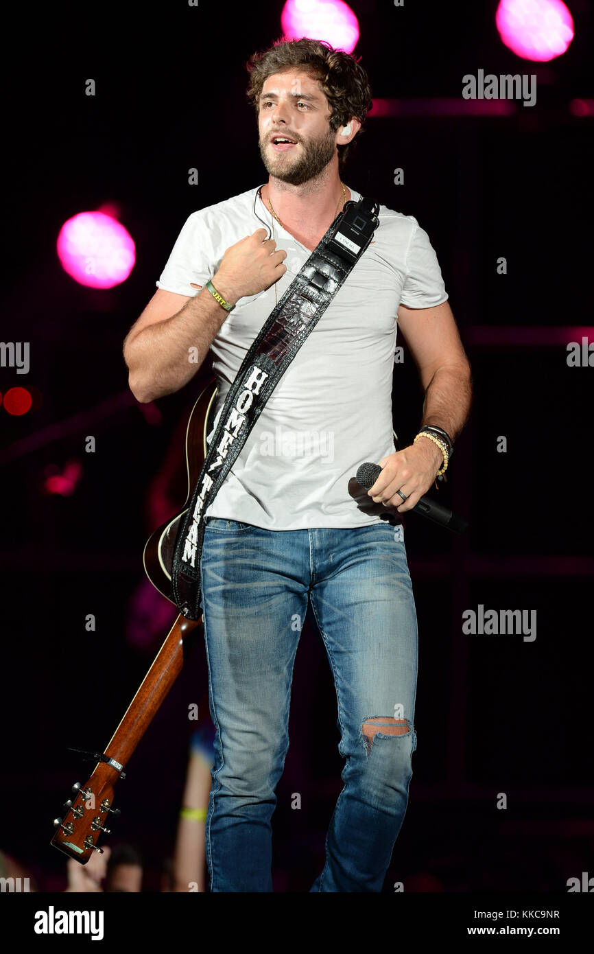WEST PALM BEACH, FL - MAY 28: Thomas Rhett performs at The Coral Sky ...