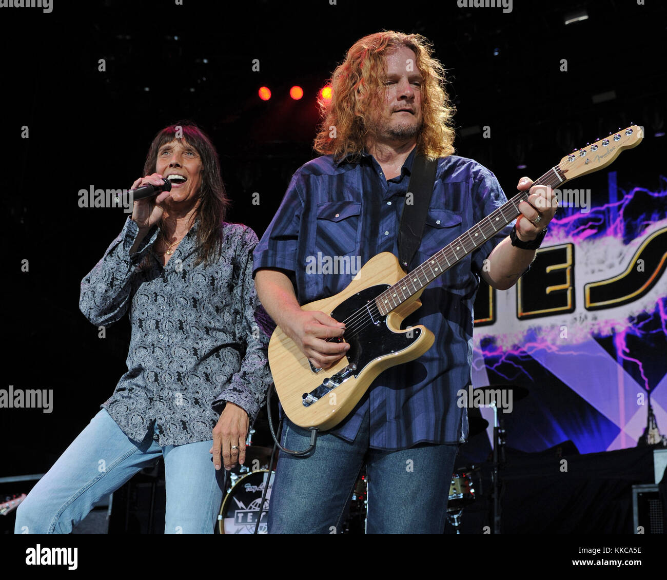 WEST PALM BEACH, FL - JUNE 25: Jeff Keith, Frank Hannon of Tesla ...