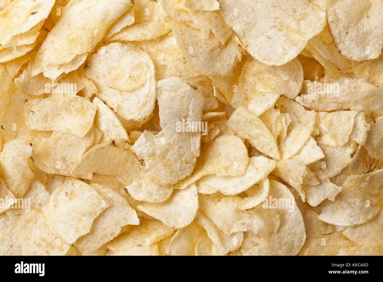heap of potato chips Stock Photo - Alamy