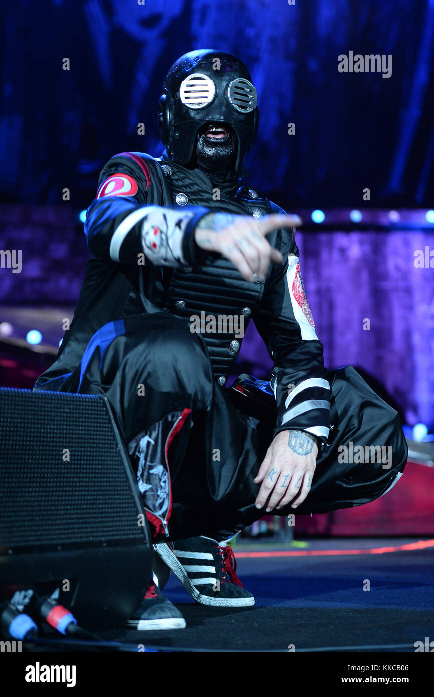 WEST PALM BEACH, FL - JULY 24: Shawn Crahan of Slipknot performs at The ...