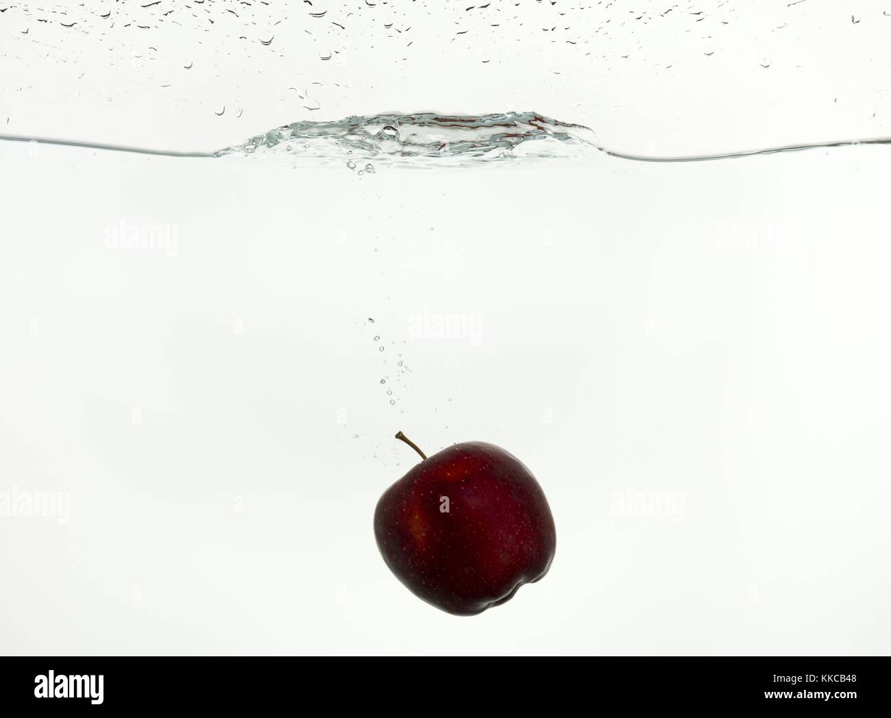 Dropped apple hi-res stock photography and images - Alamy
