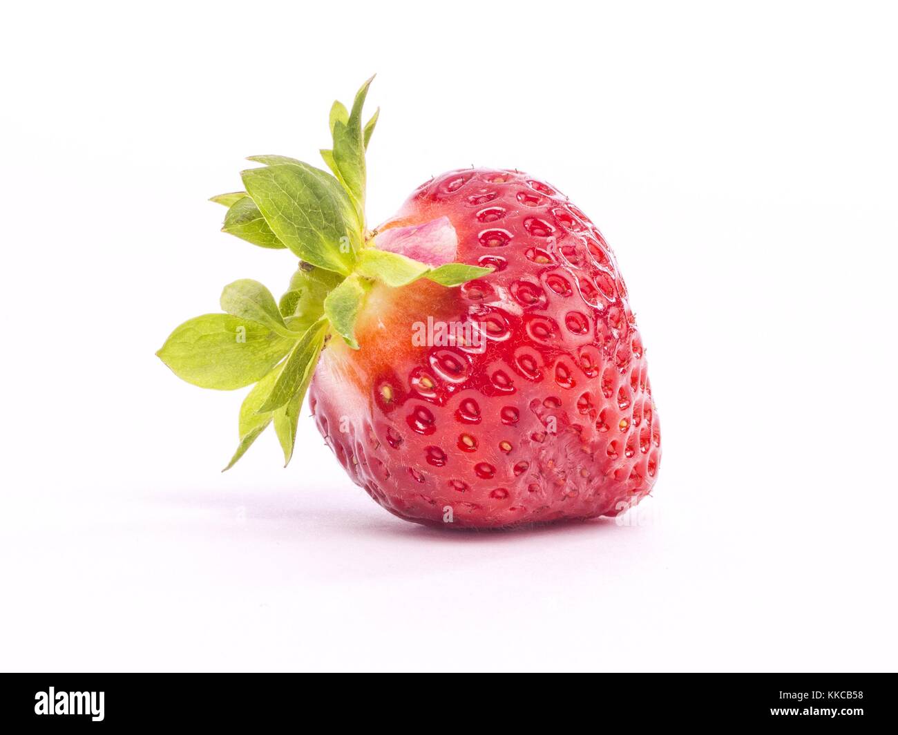 red ripe whole strawberries Stock Photo - Alamy