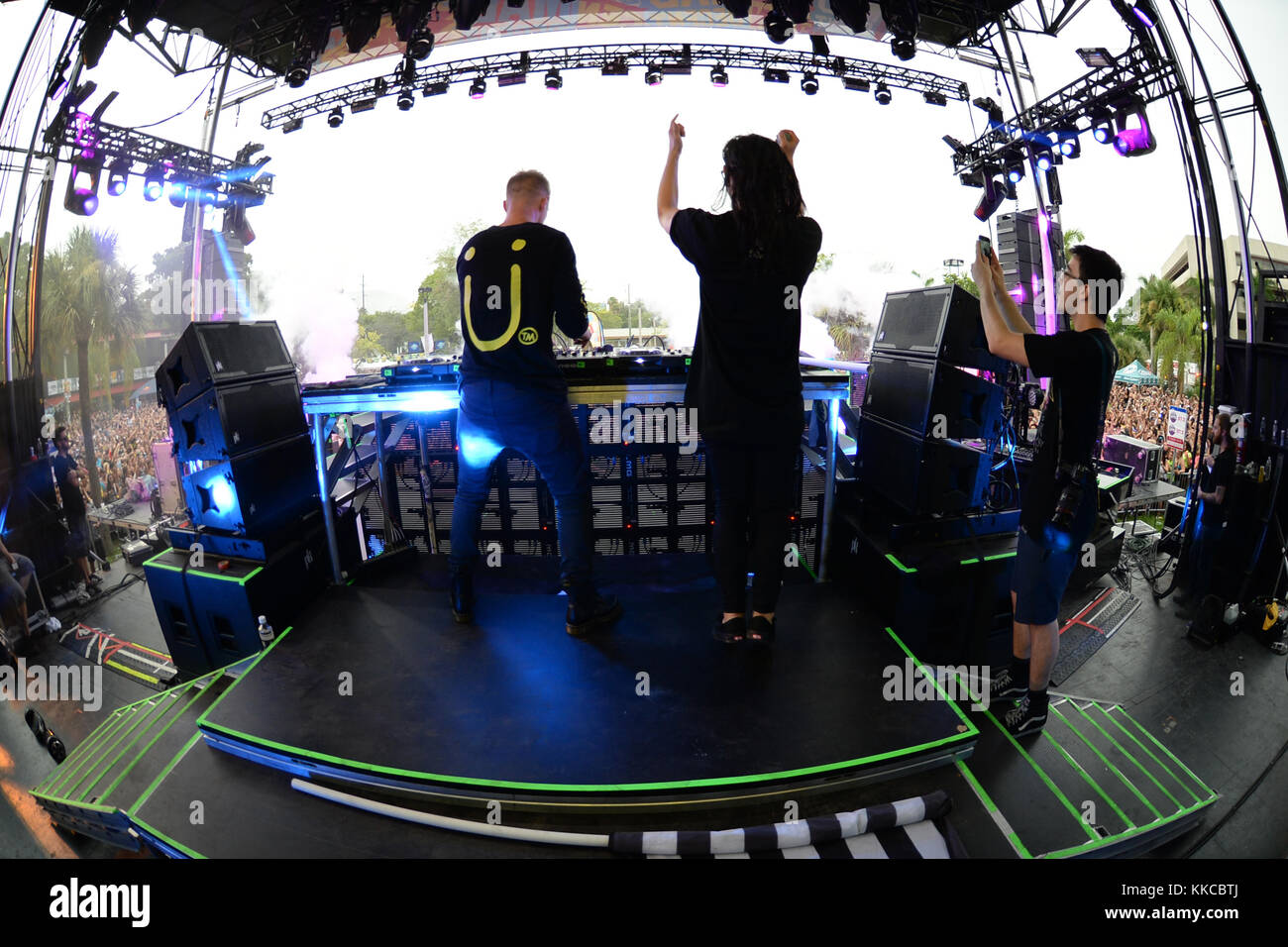 Diplo and skrillex hi-res stock photography and images - Alamy