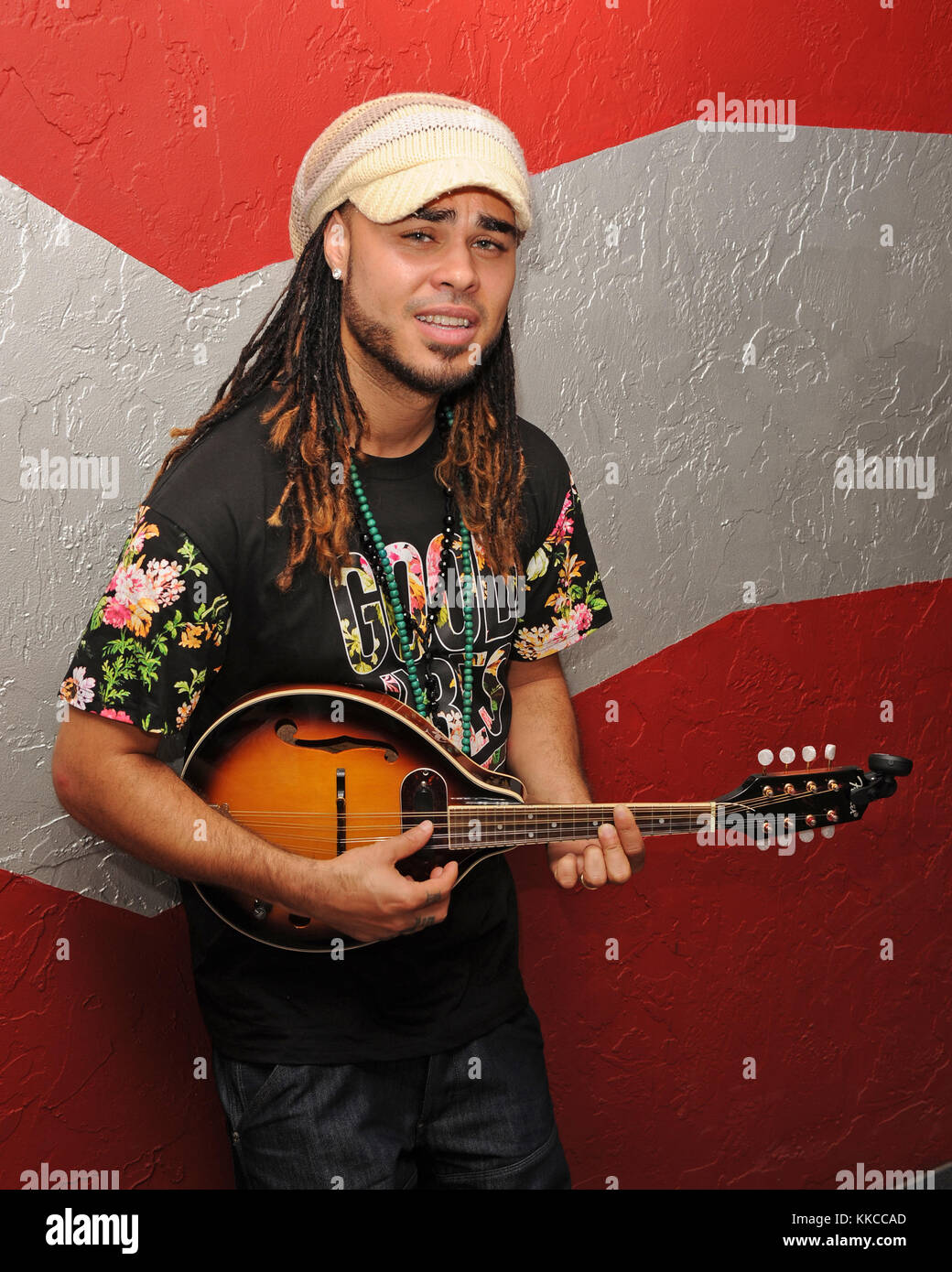 Shy Carter High Resolution Stock Photography and Images - Alamy