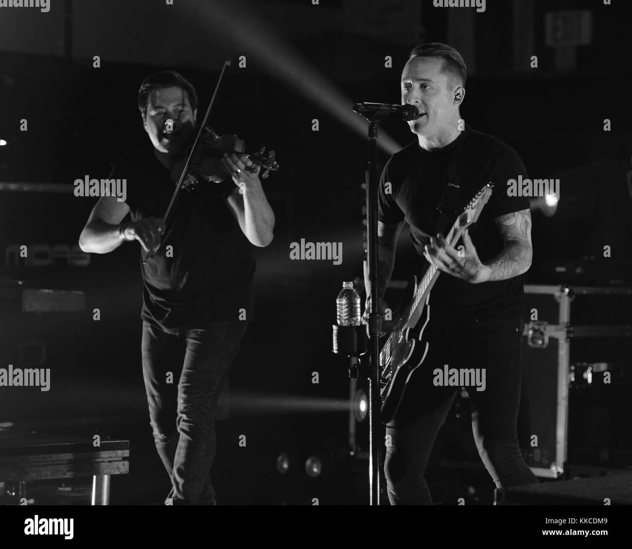 Sean mackin of yellowcard hi-res stock photography and images - Alamy