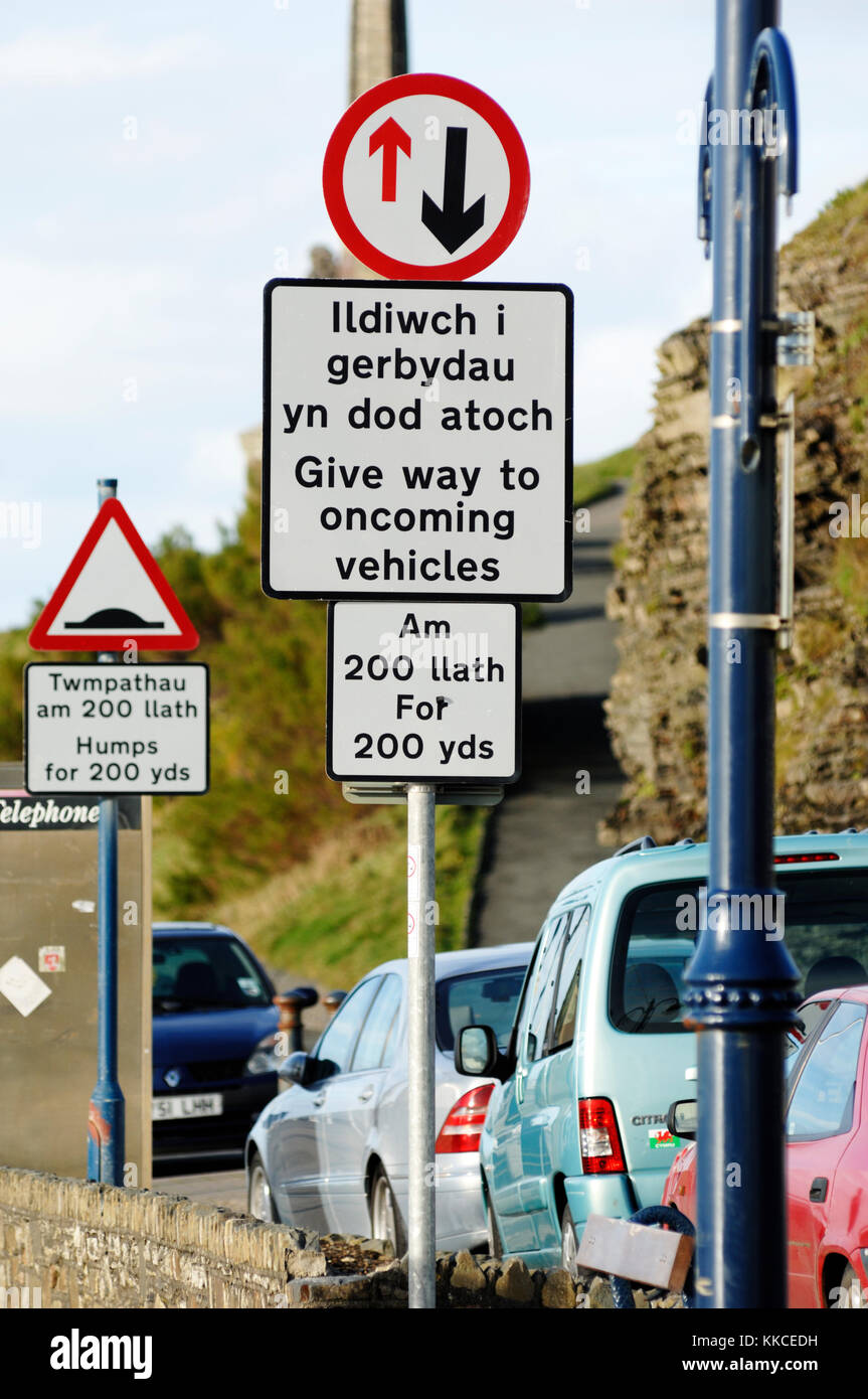 Welsh sign hump hi-res stock photography and images - Alamy