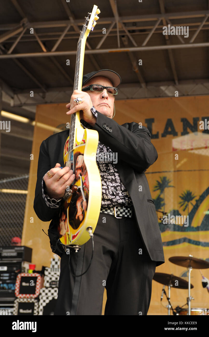 Cheap trick hall of fame hi-res stock photography and images - Alamy