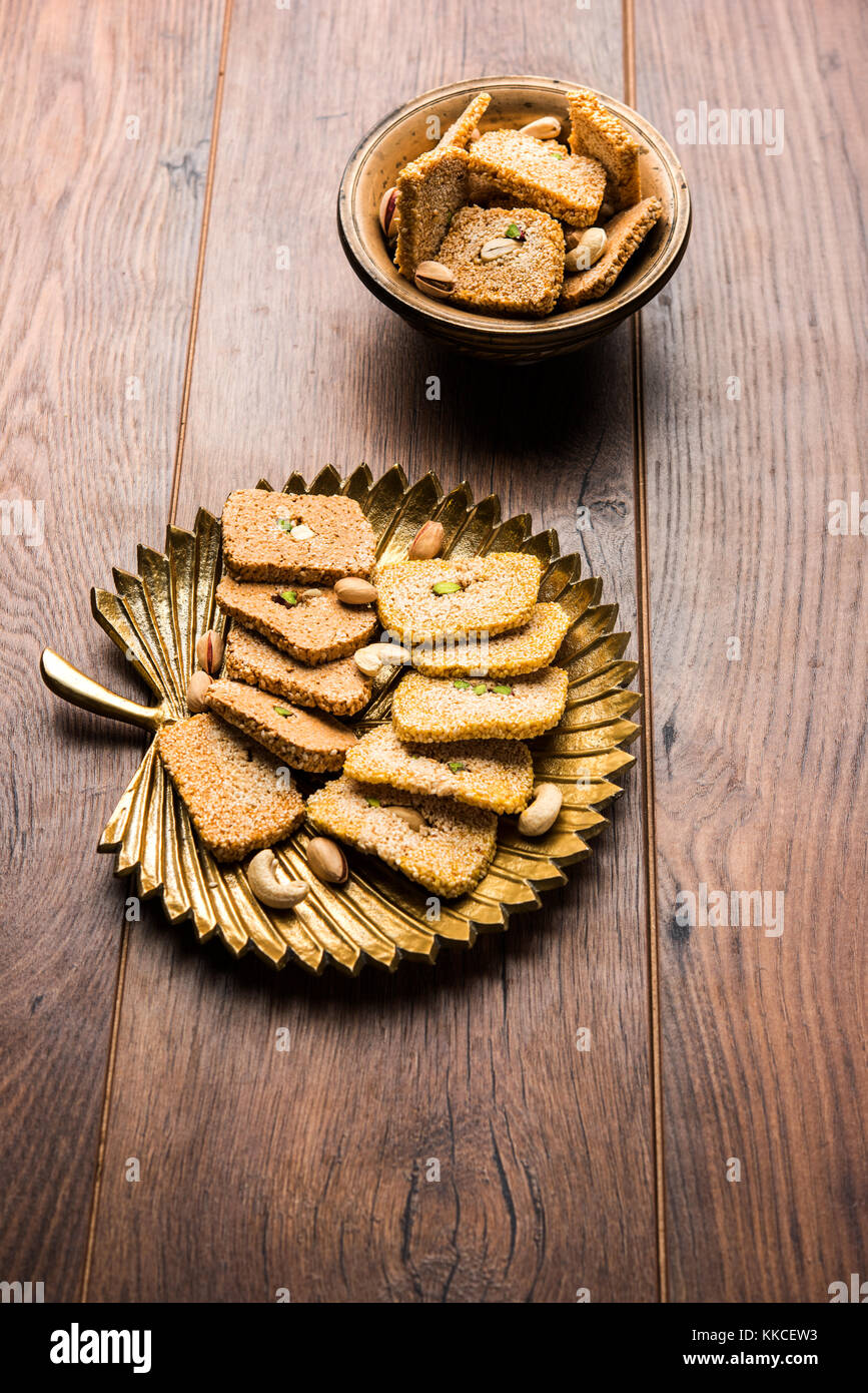 Til papdi hi-res stock photography and images - Alamy
