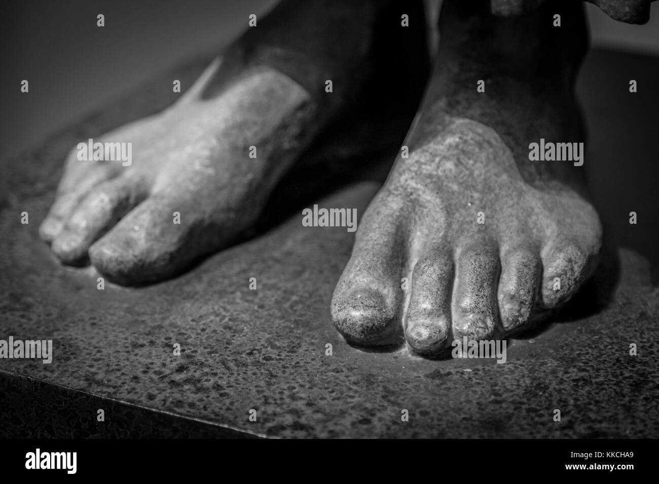 Greek statue feet hi-res stock photography and images - Alamy