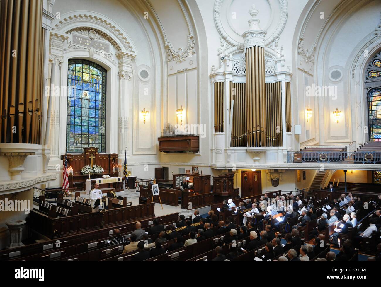 Chief of Naval Operations CNO Admiral Jonathan W Greenert delivers ...