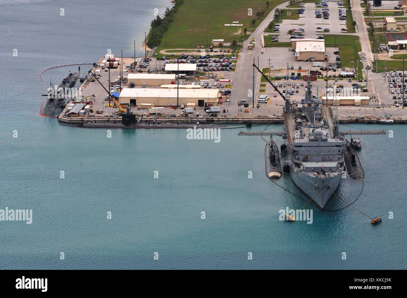 Uss tucson ssn 770 hi-res stock photography and images - Alamy