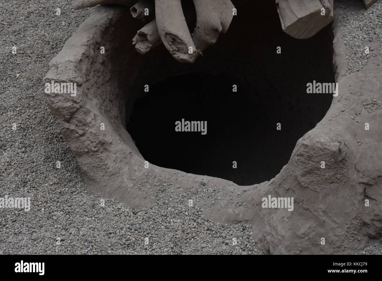 Hole in the Ground - Dessert like scene Stock Photo - Alamy