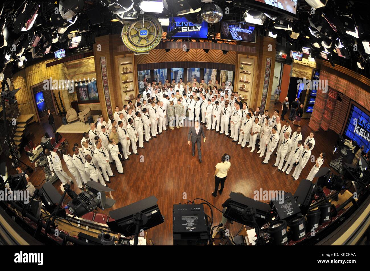 Kelly ripa hi-res stock photography and images - Alamy