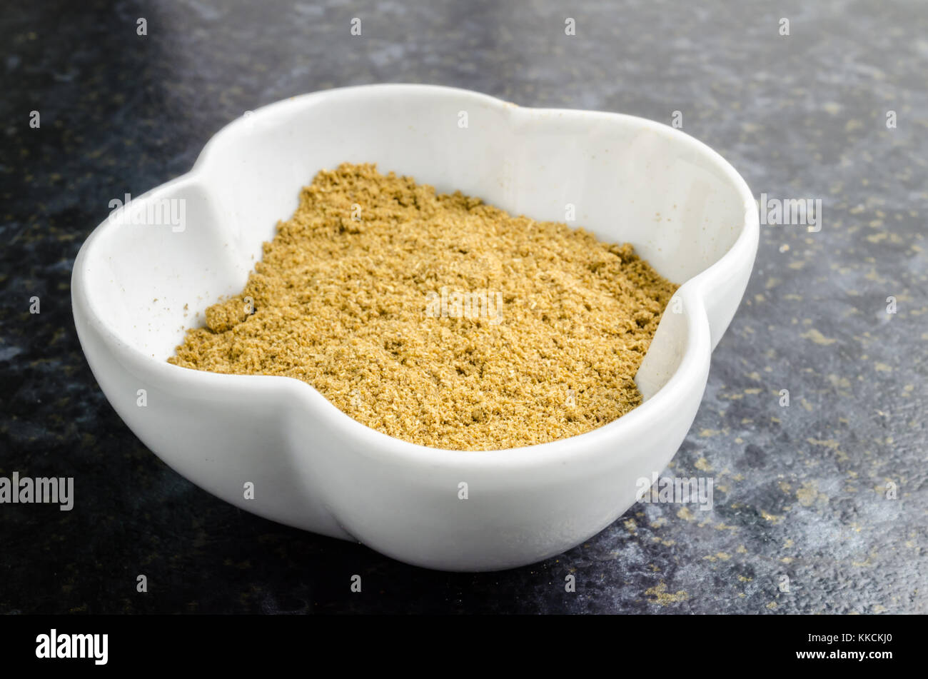 Garam masala in a white bowl hi-res stock photography and images - Alamy