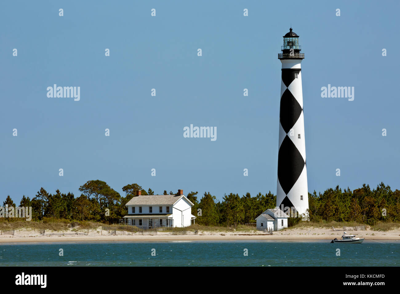 NC00960-00...NORTH CAROLINA - View of Cape Lookout Light Station from ...