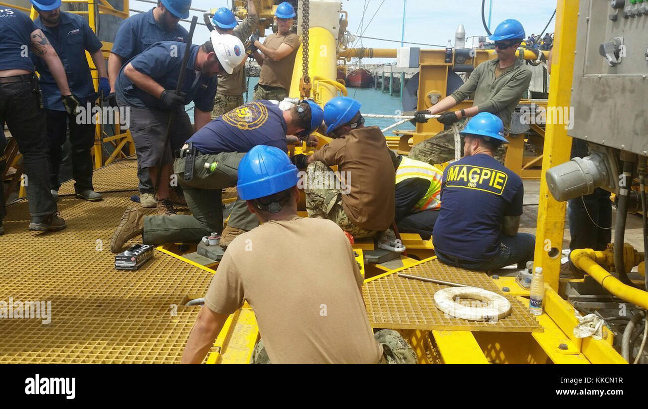 COMODORO RIVADAVIA, Argentina (Nov. 25, 2017) Undersea Rescue Command ...