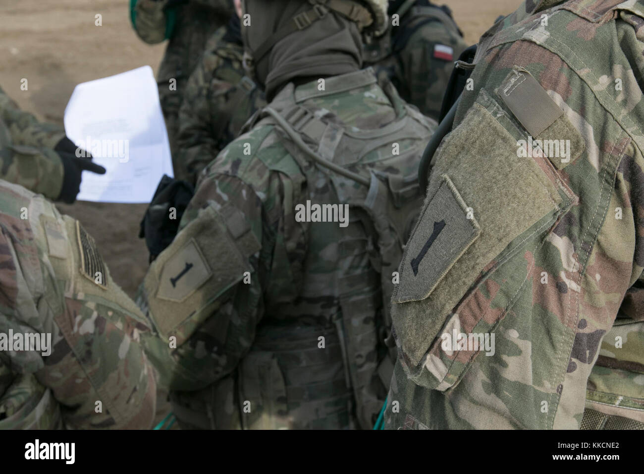 U.S. Soldiers with the 82nd Brigade Engineer Battalion, 2nd Armored ...
