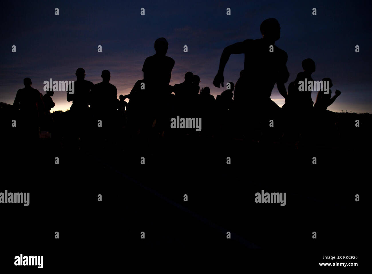 U.S. Marine Corps recruits with Bravo Company, 1st Battalion, Recruit ...