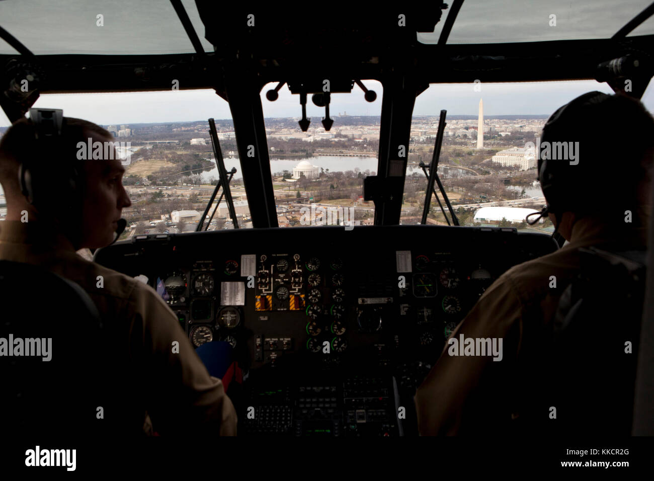 The Tidal Basin and Washington Monument are visible from the cockpit of ...