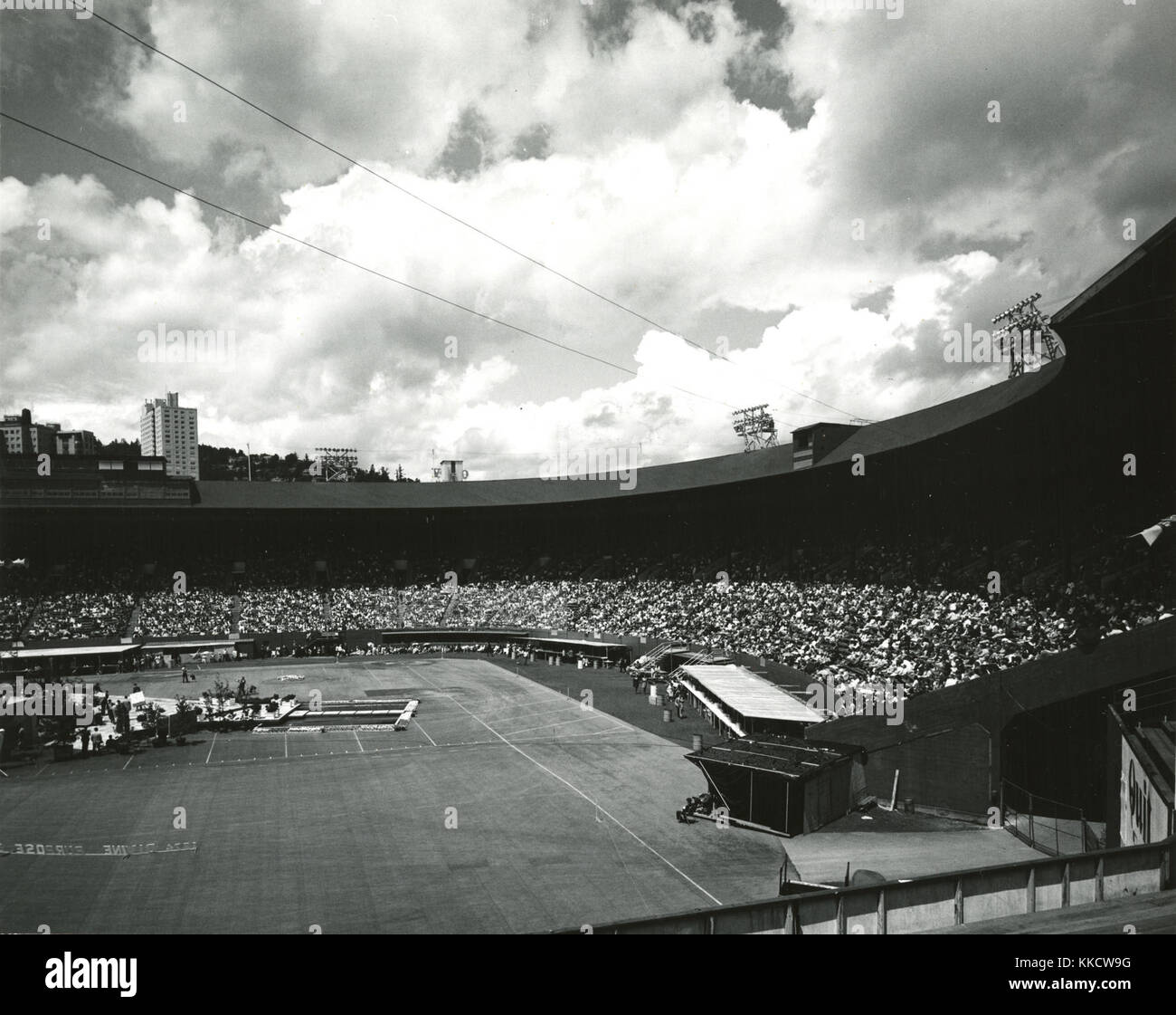 Civic stadium hi-res stock photography and images - Alamy