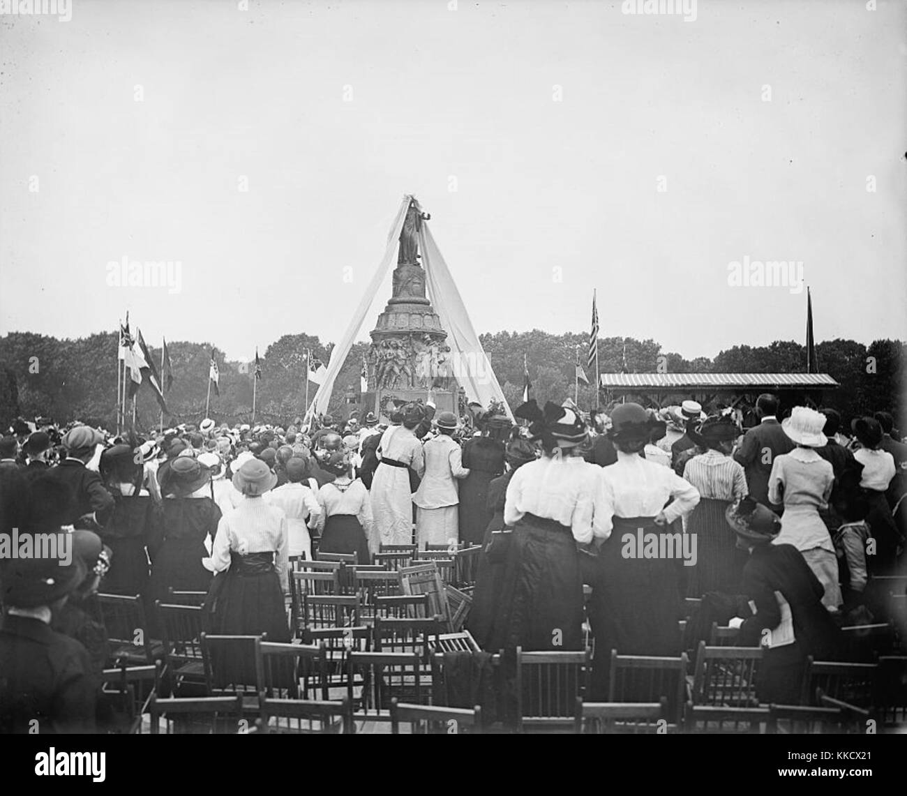 Confederate monument ceremony hi-res stock photography and images - Alamy