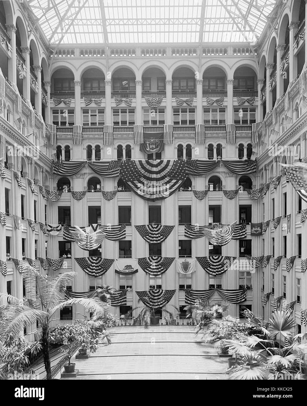 Washington d c american flags Black and White Stock Photos & Images - Alamy