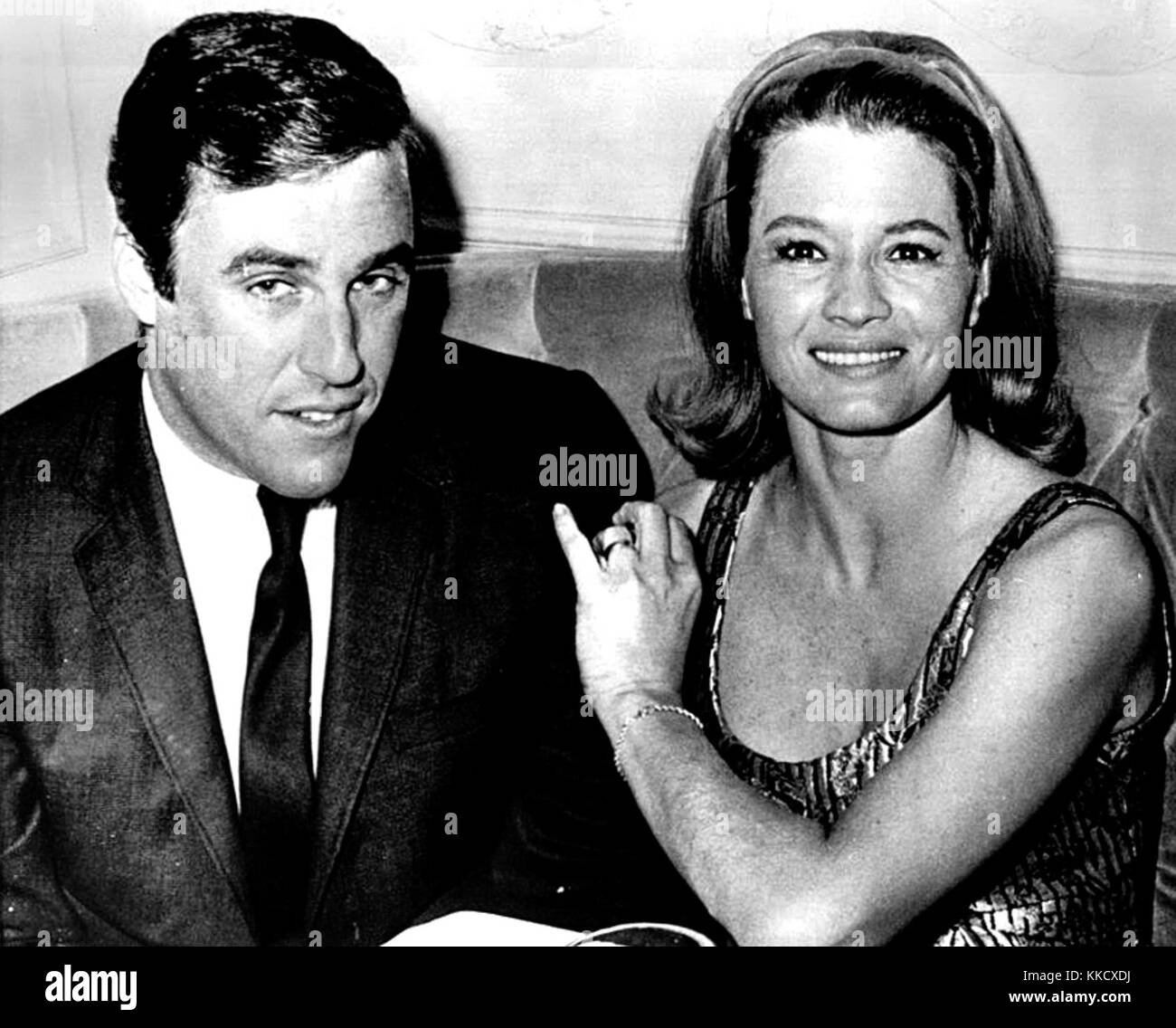 Burt bacharach and angie dickinson hi-res stock photography and images ...
