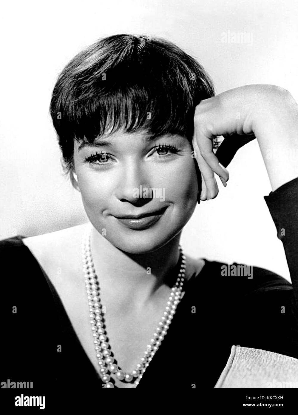 Cinema movie classic hollywood vintage star portrait maclaine hi-res ...
