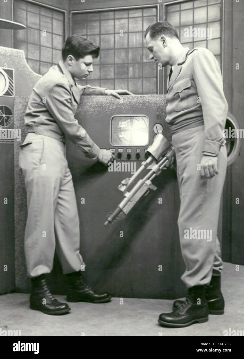 Al Hodge Don Hastings Captain Video Stock Photo - Alamy