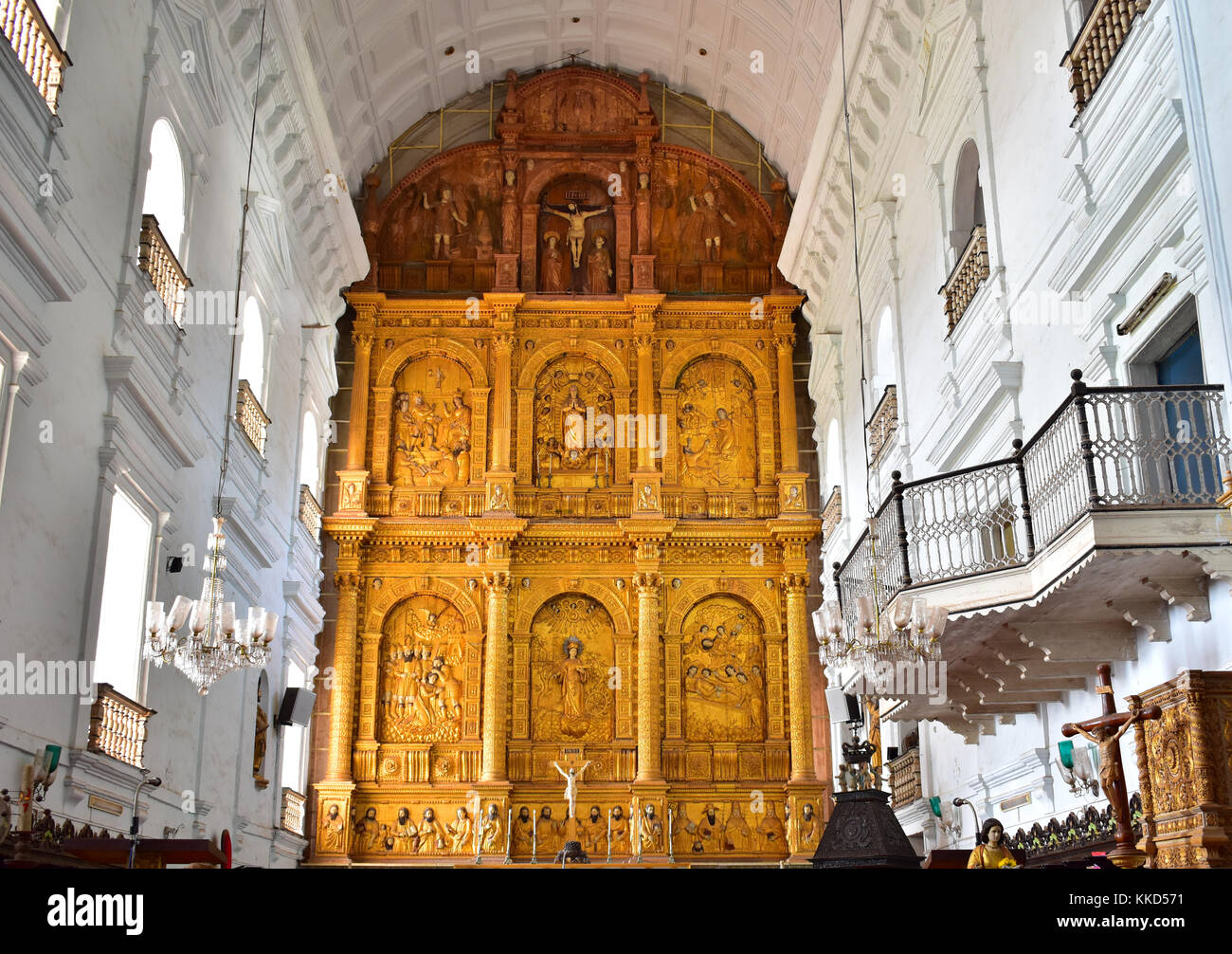 Interior view of Se Cathedral or Cathedral of St. Catherine of ...