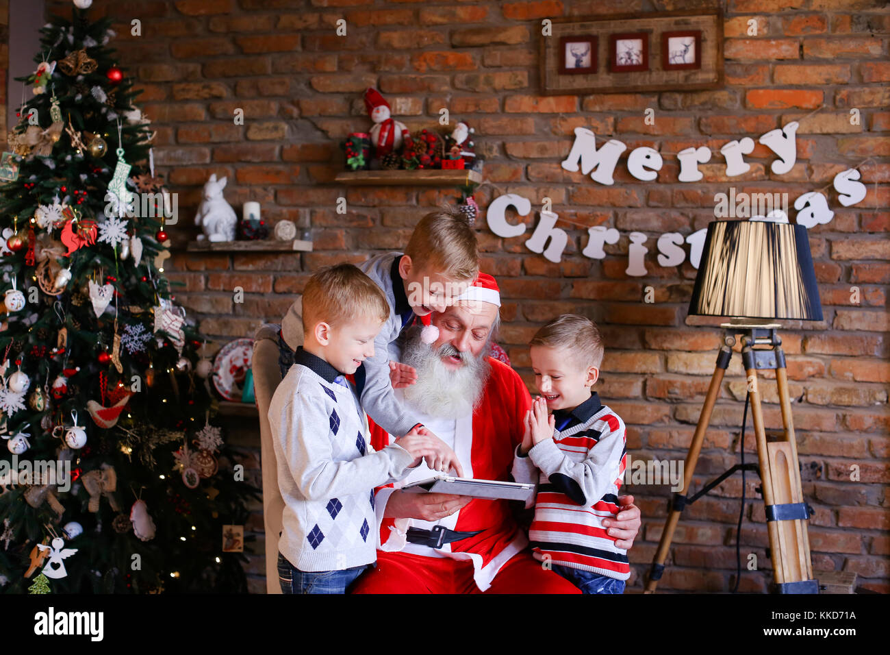 Santa roo hi-res stock photography and images - Alamy