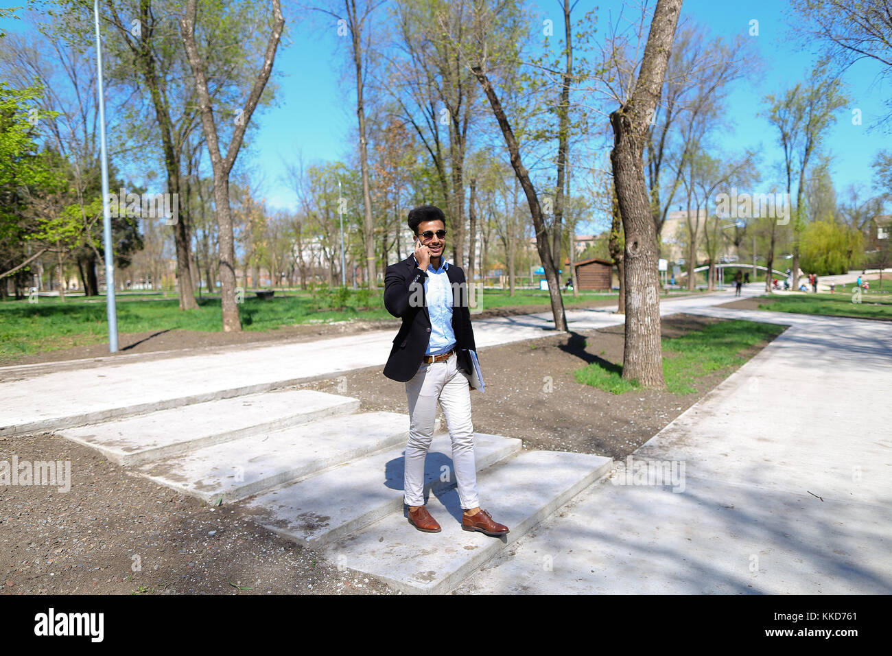 Funny man dancing slow motion hi-res stock photography and images - Alamy