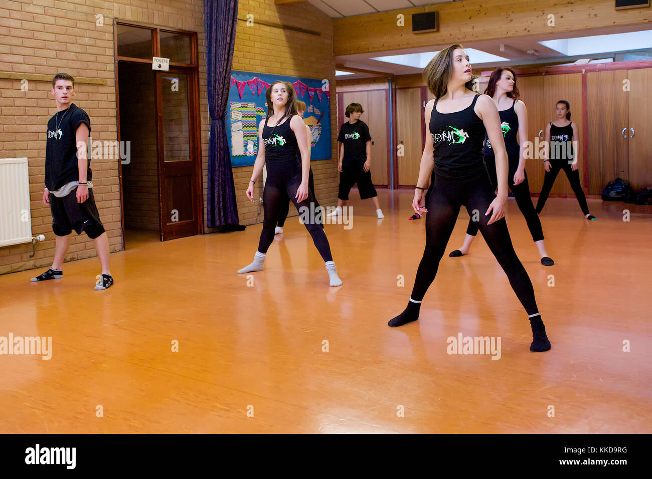 Dancers rehearsing in a studio Stock Photo - Alamy
