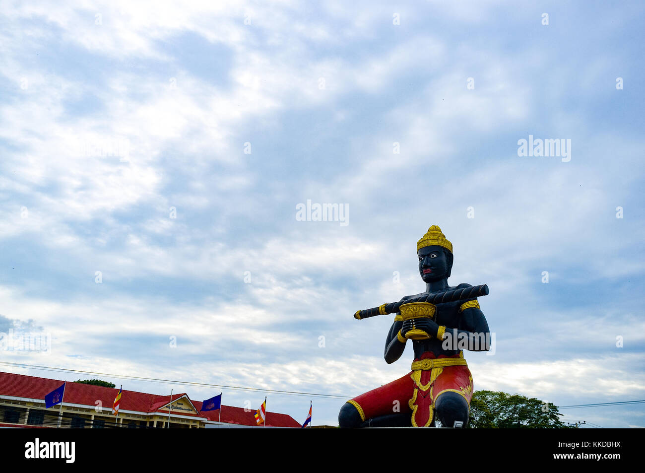 Cambodia travel battambang statue hi-res stock photography and images ...