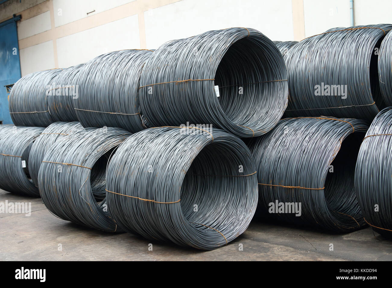 Armature coil hi-res stock photography and images - Alamy