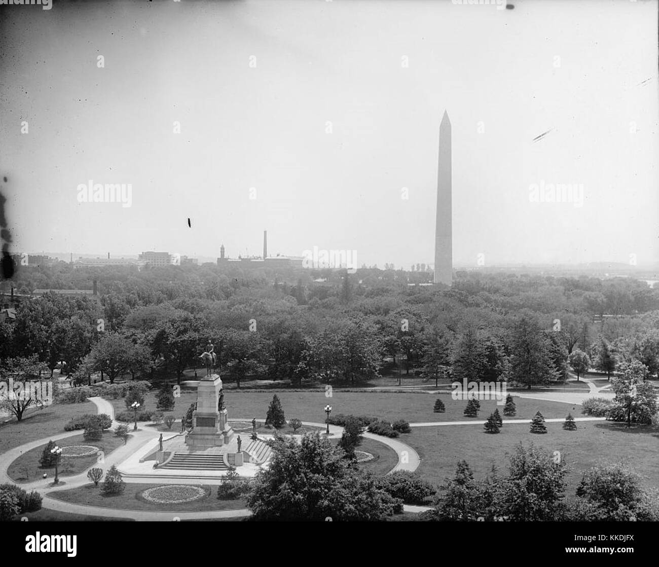 Sherman washington monument Black and White Stock Photos & Images - Alamy