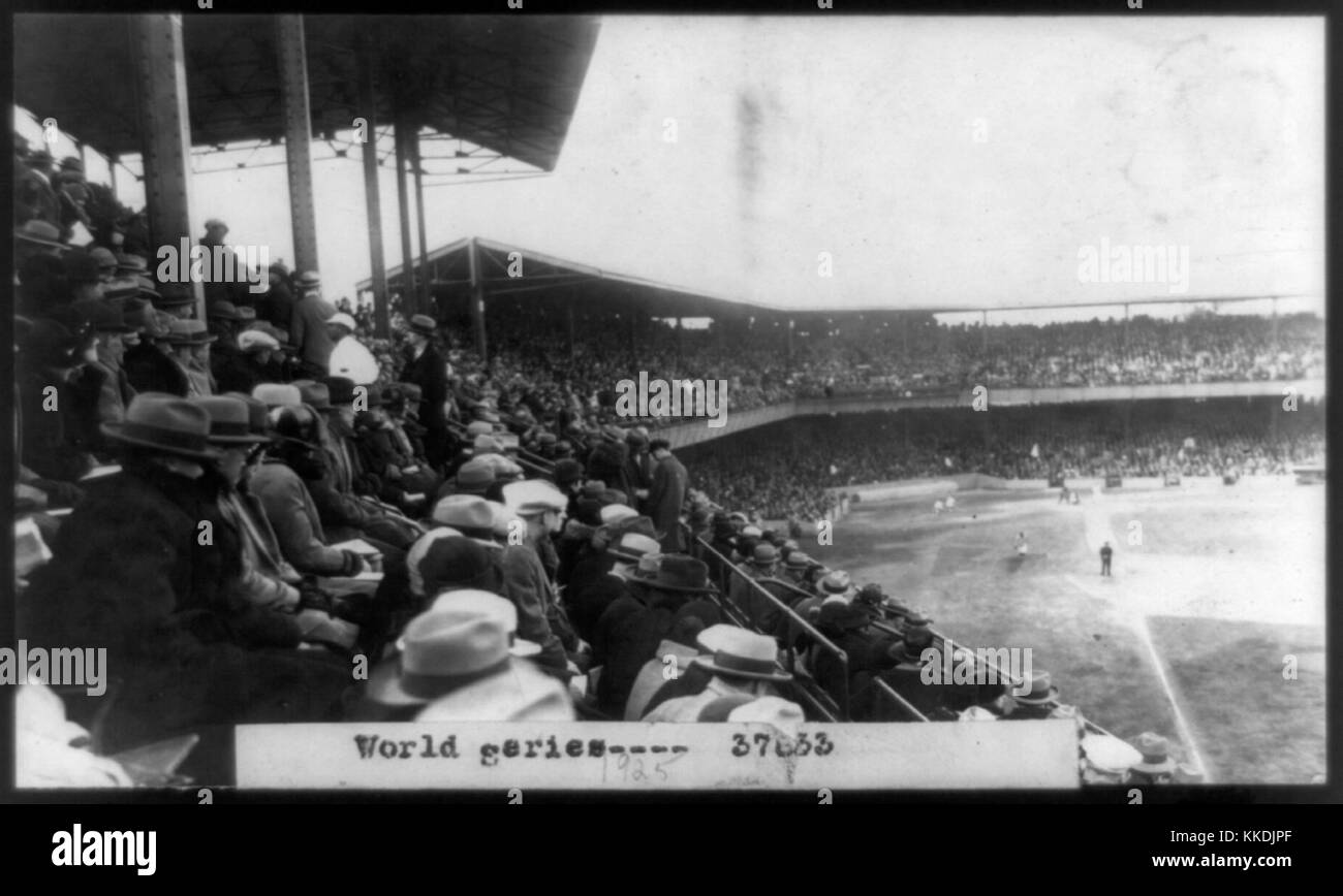 Griffith stadium hi-res stock photography and images - Alamy