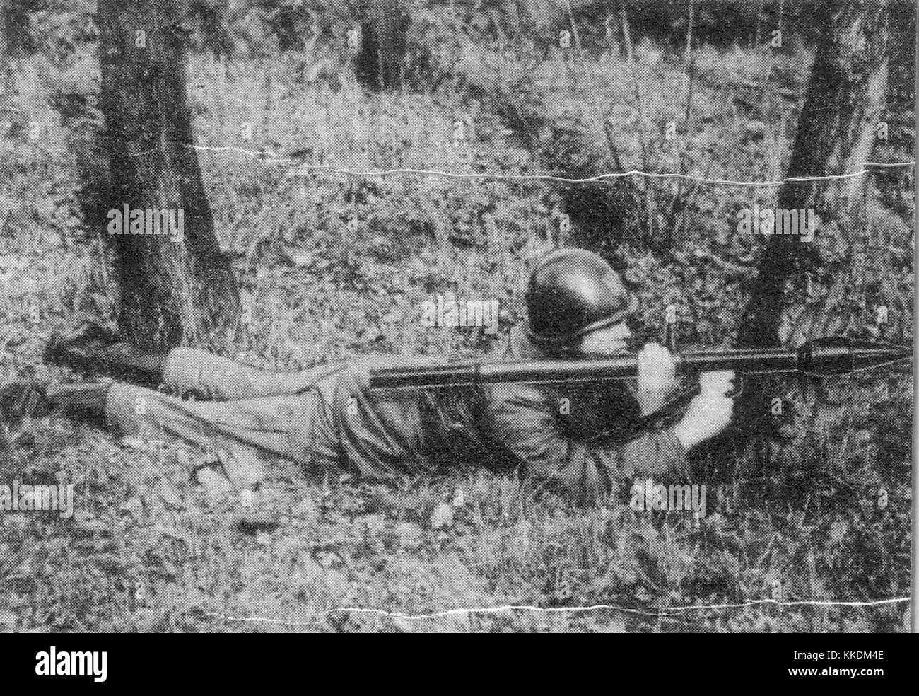 Military rocket propelled grenade hi-res stock photography and images ...